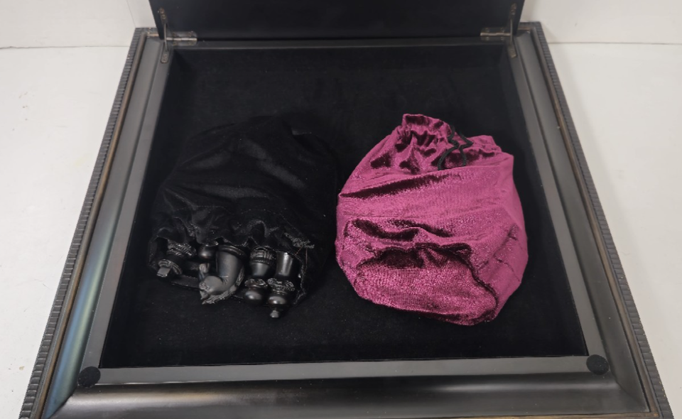 The BOMBAY Company Premium Large Wood Chess Checkers Box Set 2005 ...