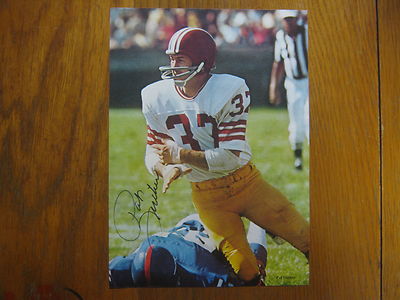 PAT FISCHER(Nebraska Cornhuskers)Signed 1975 Color 7 3/4 x 10 3/4 ...