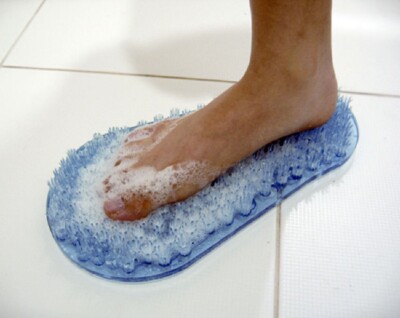 Soapy Soles Foot Cleaner Scrubber Shower Washing Aid Scrub Feet without ...