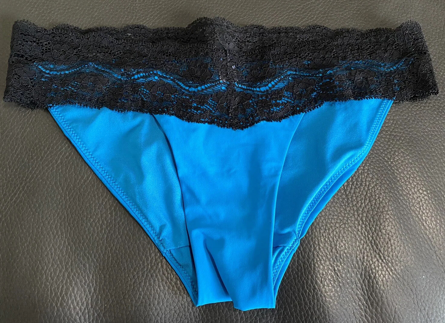 Pink Victorias Secret Swim 2011 Bikini Lace Scrunch … Gem