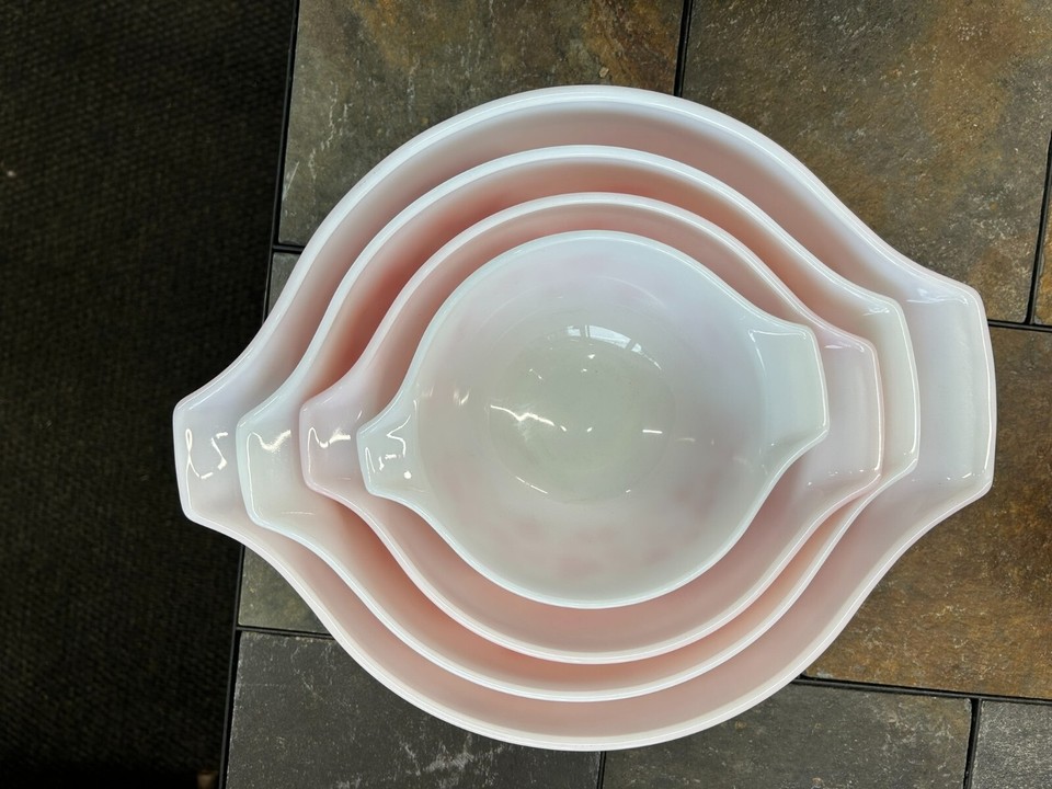 Vintage Pyrex Gooseberry Pink White Cinderella Nesting Bowls Set 441 ...