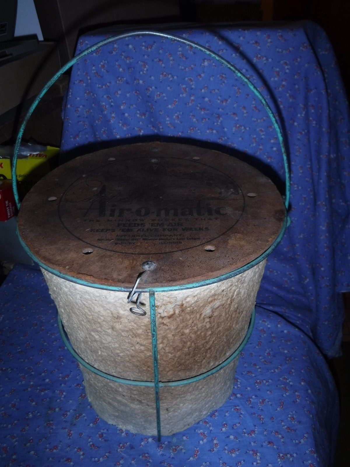 Vintage Mit-Shel Air-o-matic Minnow Bucket Feeds em Air Keeps em Alive ...