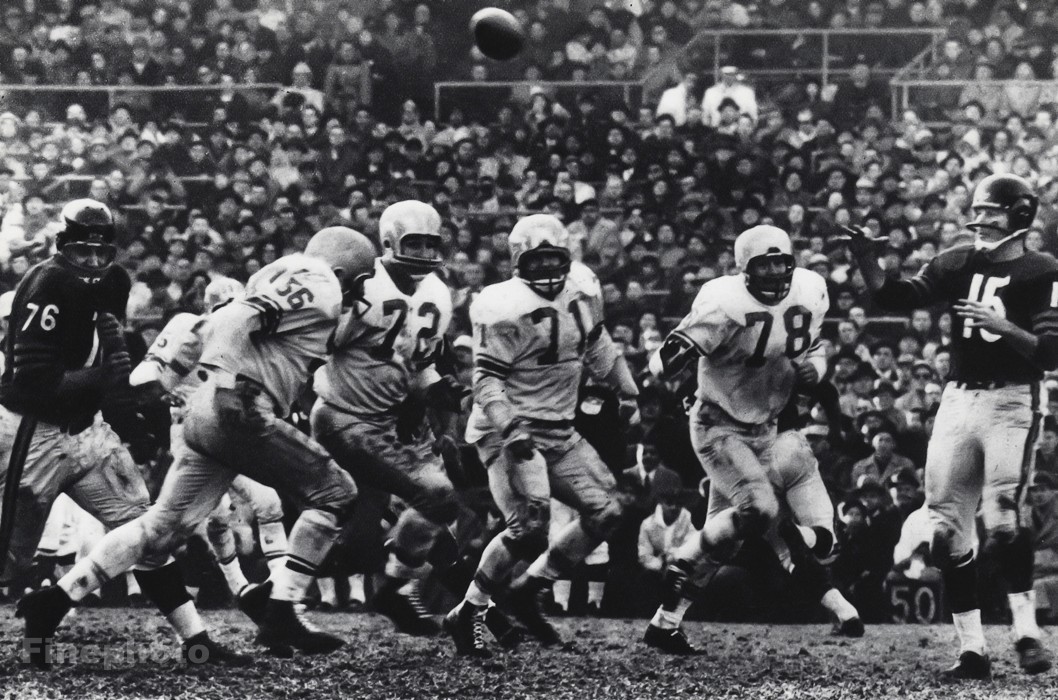 1950s NFL FOOTBALL Chicago Bears & Detroit Lions ED BROWN Pass Photo ...
