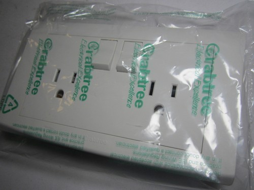 USA CRABTREE SIMIA UT062 15A 2 GANG HORIZONTAL UL SWITCHED PLUG SOCKET ...