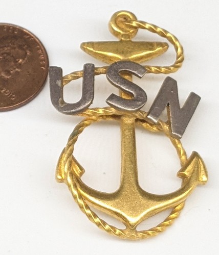 US Navy WWI CPO Chief Petty Officer Hat Badge in Gilt & Silvered Brass ...