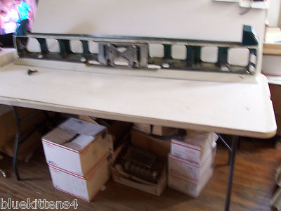 1986 CHEVY CAPRICE TAILLIGHT TRIM FILLER PANEL REAR HEADER BROKEN MOUNT ...