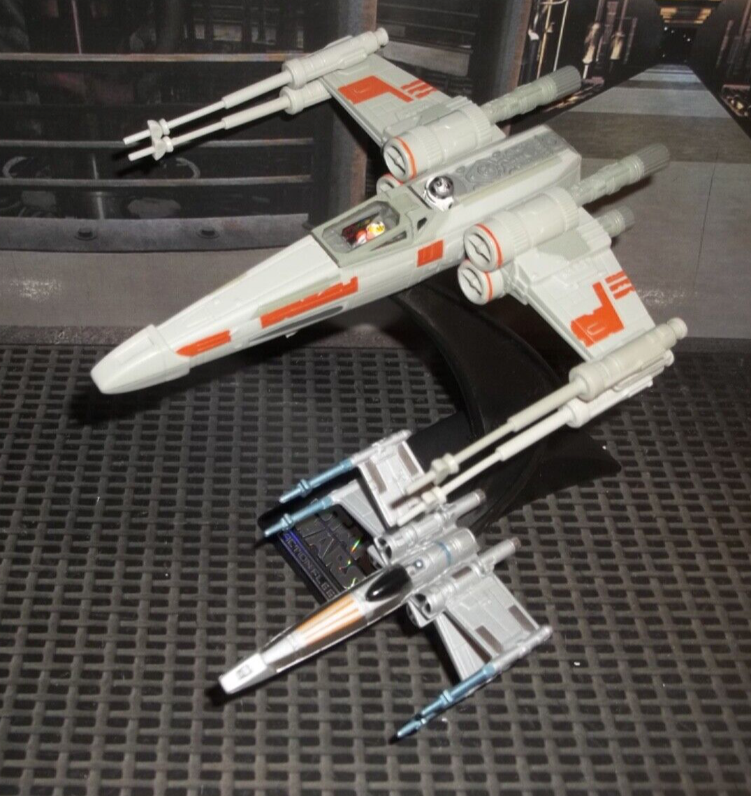 STAR WARS ACTION FLEET ALPHA REBEL X-WING FIGHTER COMPLETE W/ 2 BIGGS ...