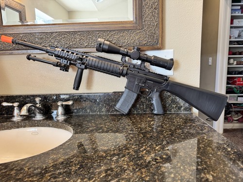 Airsoft GBBR FN M16 A4 DMR Gas Blowback Rifle Cybergun With Extras ...