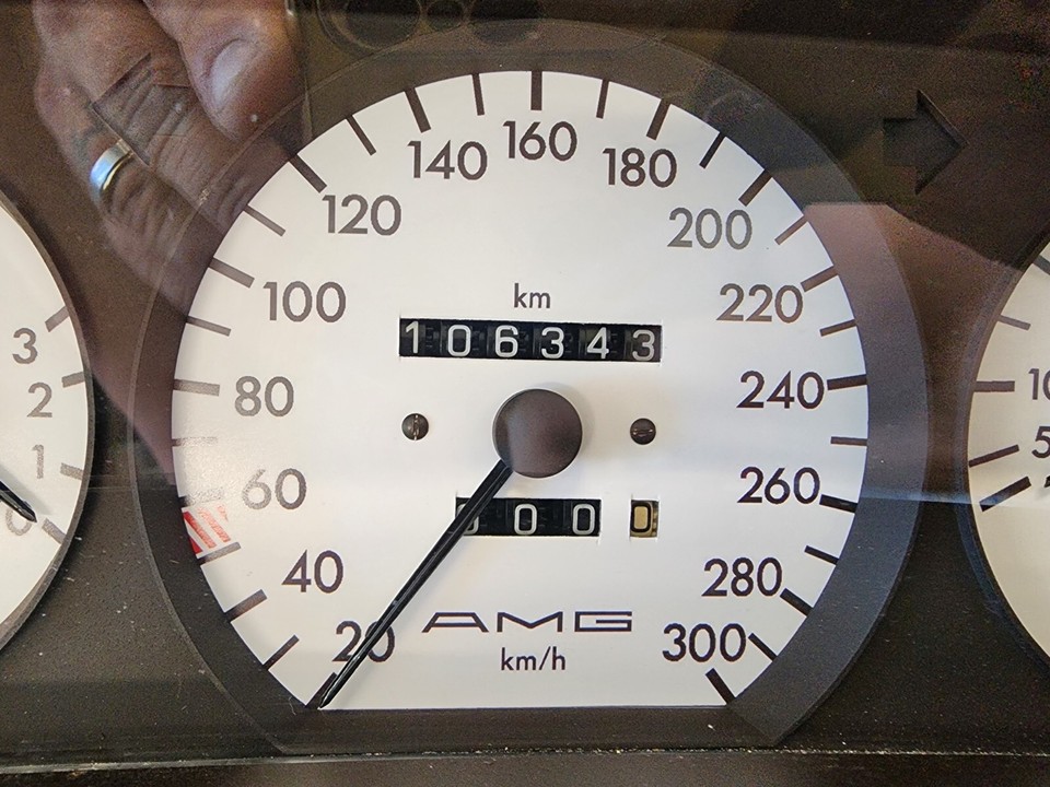 Mercedes W126 560SEC 560SEL 300km/h AMG speedometer cluster tach 106.3k ...