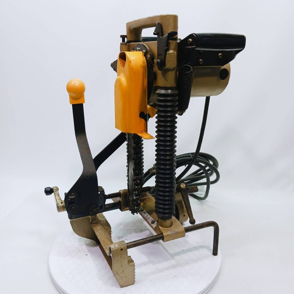 Makita Chain Mortiser 7103 16mm Chain chisel wood 100V Tested From ...