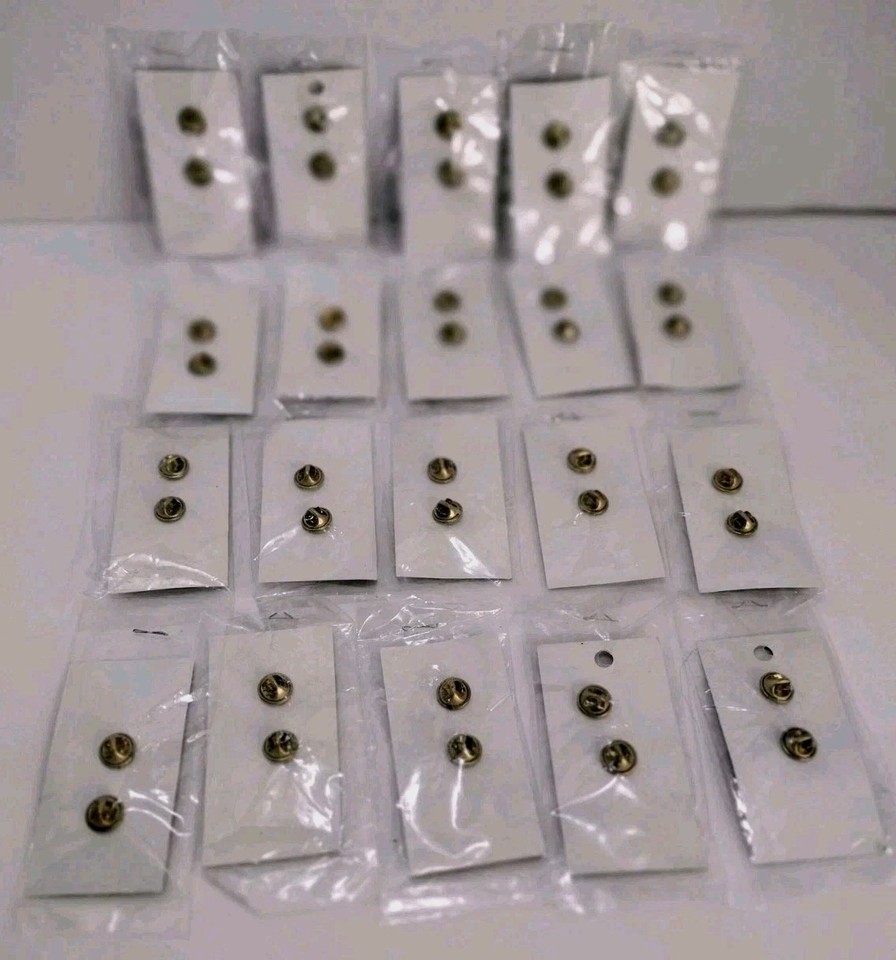 Lot (20) - US Army DUI, Crest, Pins, Military Insignias - 122nd Support ...