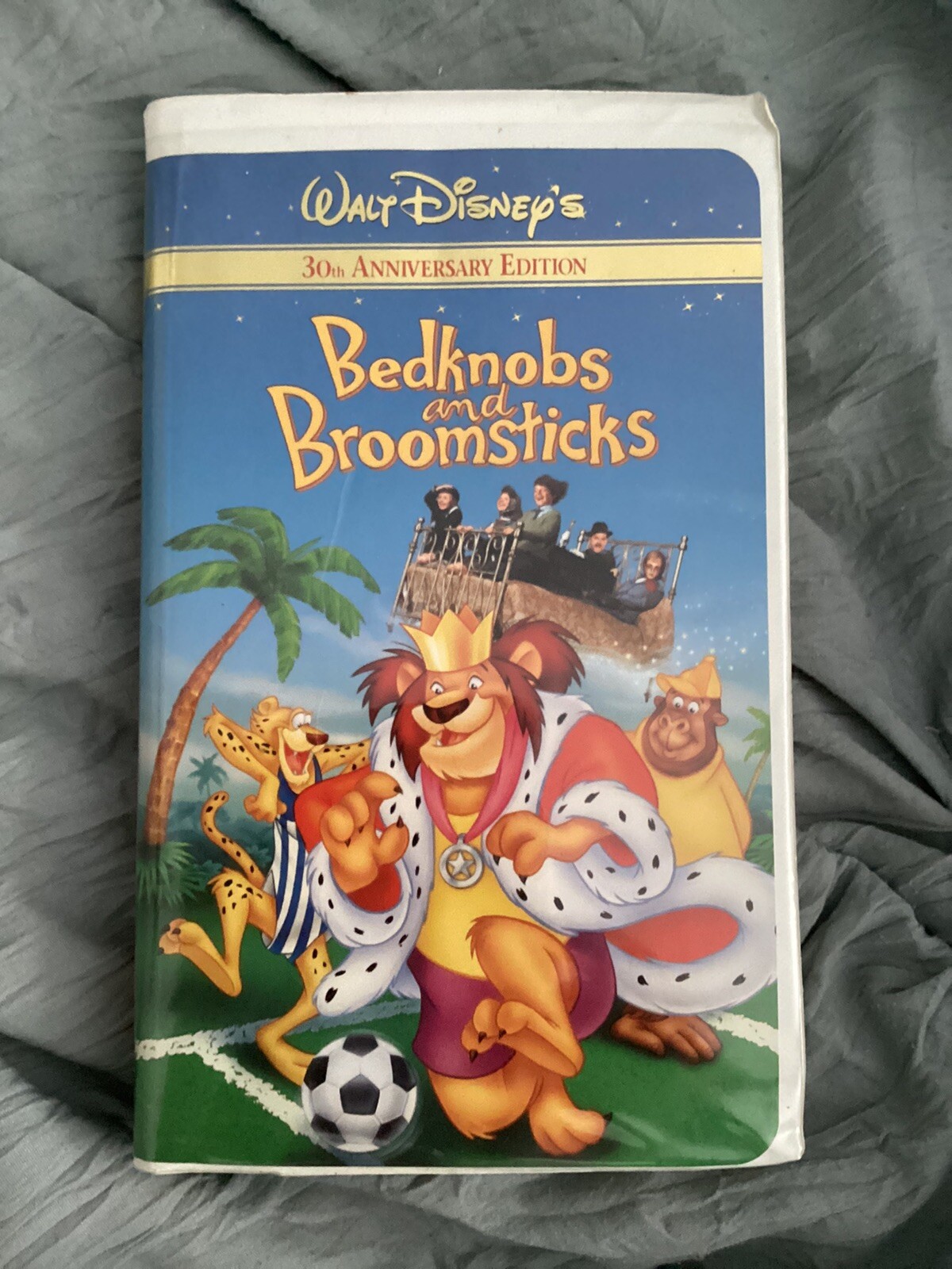Bedknobs and Broomsticks (VHS, 2001, 30th Anniversary Edition ...