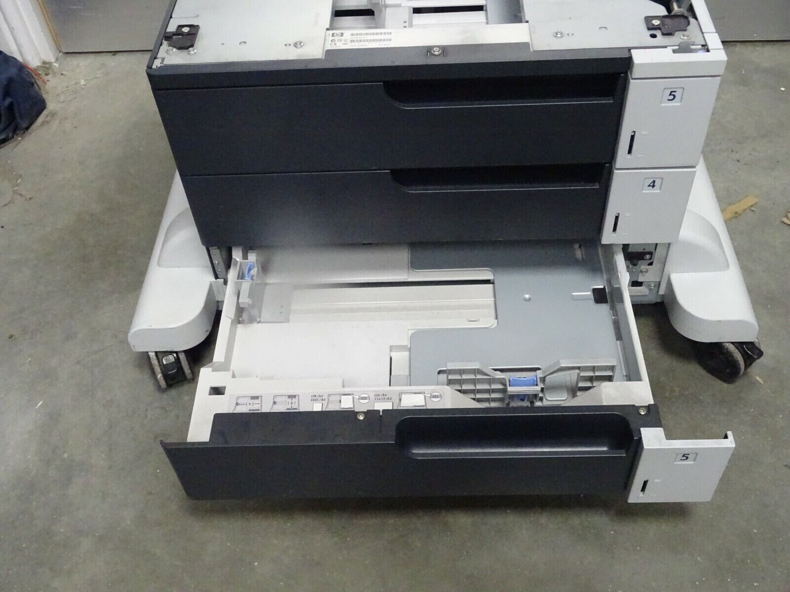HP CE725A 3 x 500 Sheet Paper Feeder Trays Stand MFP M750 CP5525 CP5225 ...