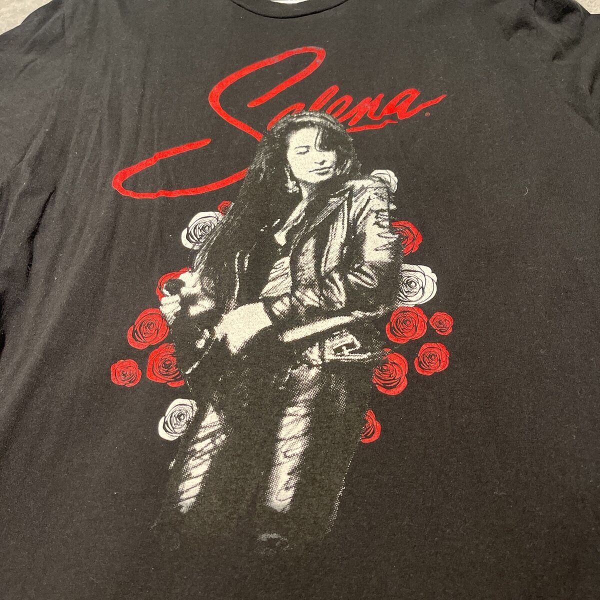 Selena red white rose official Brand T-Shirt L Size Black Selena red white rose official Brand T-Shirt L Size Black