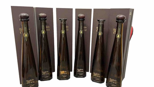 6 X Tequila Anejo Don Julio 1942 (70cl) Empty Bottles Presentation box ...