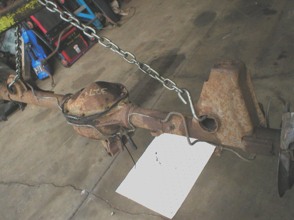 1985-89 Nine 9 Bolt Rear end Borg Warner differential outer housing ...