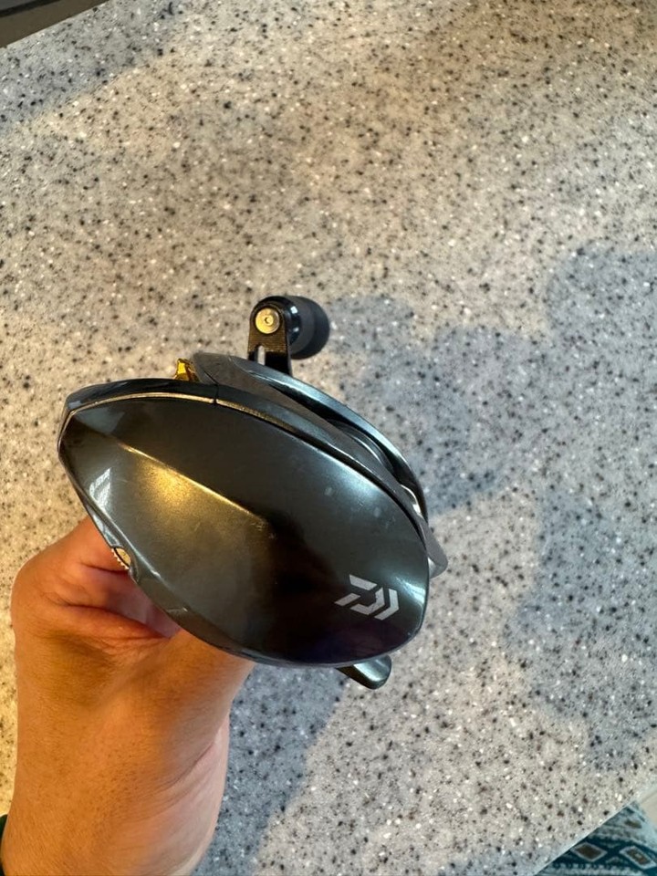 Daiwa Steez Ct Sv Tw Baitcasting Reel With Drt Varial Handle Fishing ...