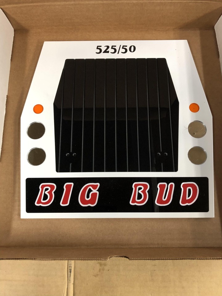 Big Bud Tractor Display Stand for 1/64th Die Cast Promotions 747 Scale ...
