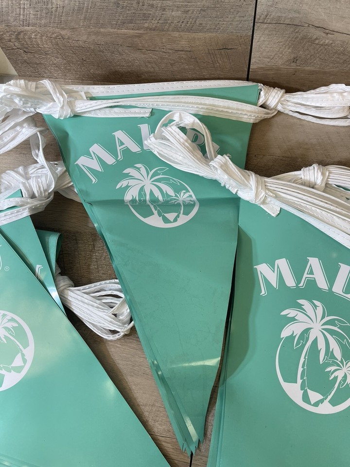 Malibu Rum Plastic Flags Strand Set Of 7 Teal Logo Triangle Flags | eBay