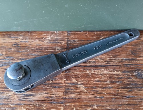 Vintage Bonney T28 3/8" Ratchet Wrench w/Plug Lug ~ Reversible ...