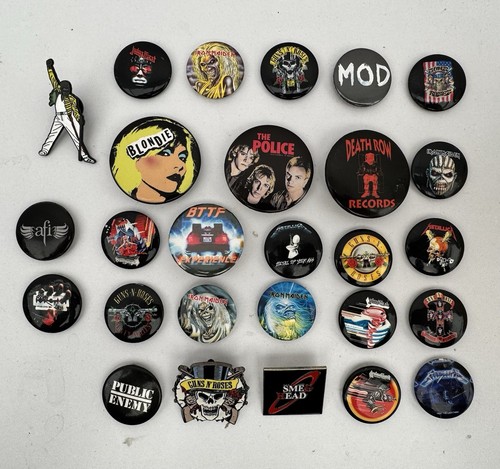 27x Vintage 1980s/1990s Rock Band & Pop Culture Badges | eBay UK