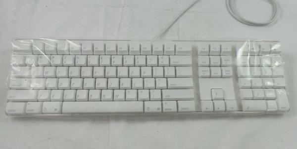 Apple A1048 (6580306) Wired Keyboard for sale online | eBay