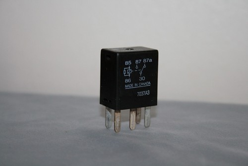Omron GM 5 pin relay 13502750 Buick Cadillac Chevrolet GMC Olds Pontiac ...
