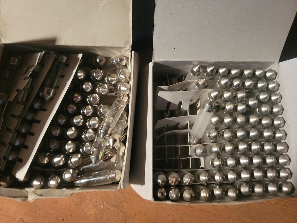 THHC Lighting T-3 1/4 XELOGEN FESTOON LAMP FT2405XF FROSTED 24V 5W ...