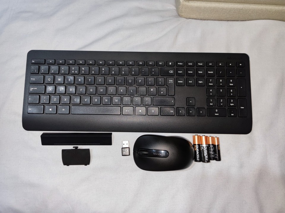 MICROSOFT 900 WIRELESS KEYBOARD MODEL: 1738 & MOUSE MODEL: 1737 + USB ...