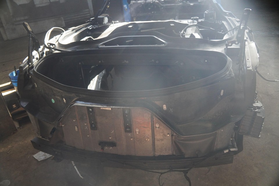 Local Pickup Only! Frame Body Shell Chevrolet Corvette Convertible C8 ...
