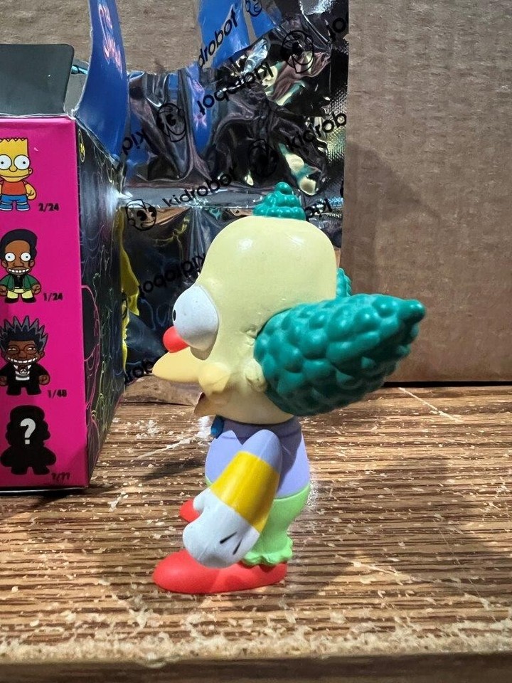Kidrobot Simpsons Series 1, 2, 25th Ann, Moe Tavern, Treehouse 1 & 2 ...