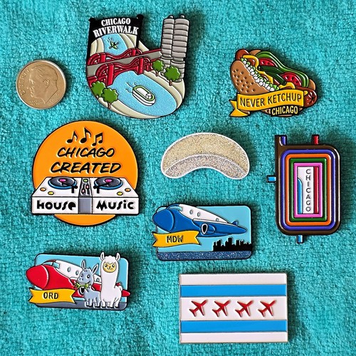 8 DIFFERENT - CHICAGO, IL LAPEL PINS - CHICAGO DOG, THE BEAN, THE L ...