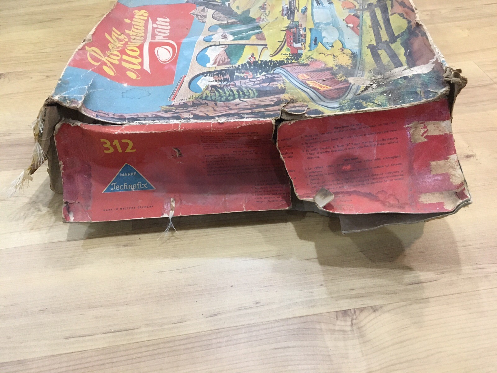 VTG Technofix 1960s Tin litho Wind Up Rocky mountain dual Train Track W ...