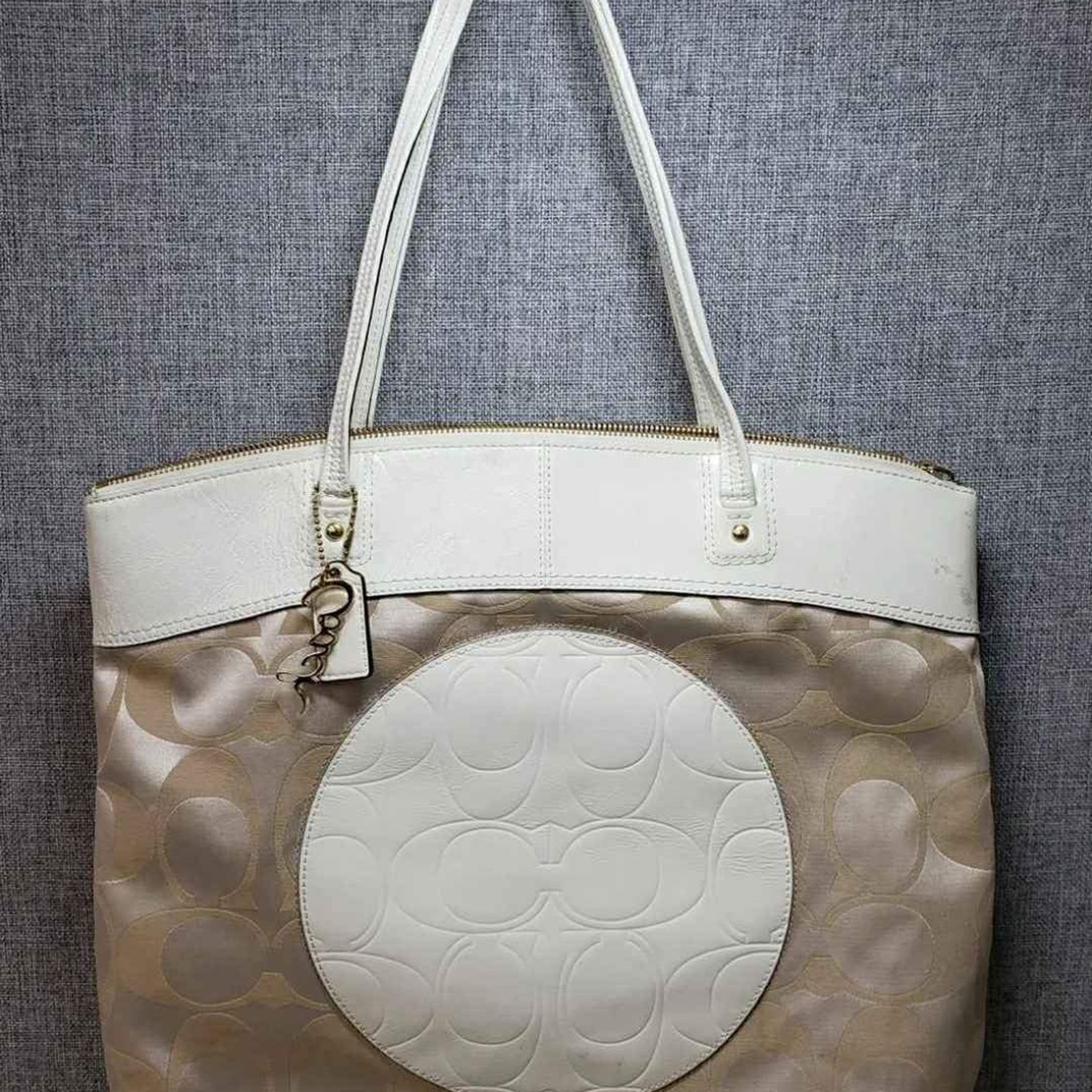 Coach Designer Monogram Beige Laura Signature Canvas … - Gem