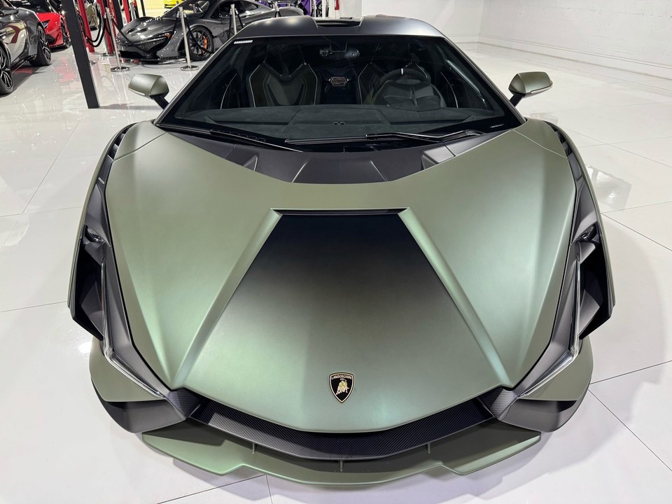 2021 Lamborghini Sian FKP37 Launch Spec! $100k Verde Triton gradient ...