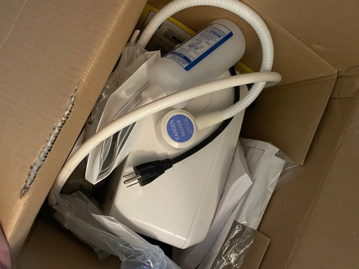 Enagic LeveLuk K8 KANGEN WATER A26-00 Alkaline Filtration, 49% OFF