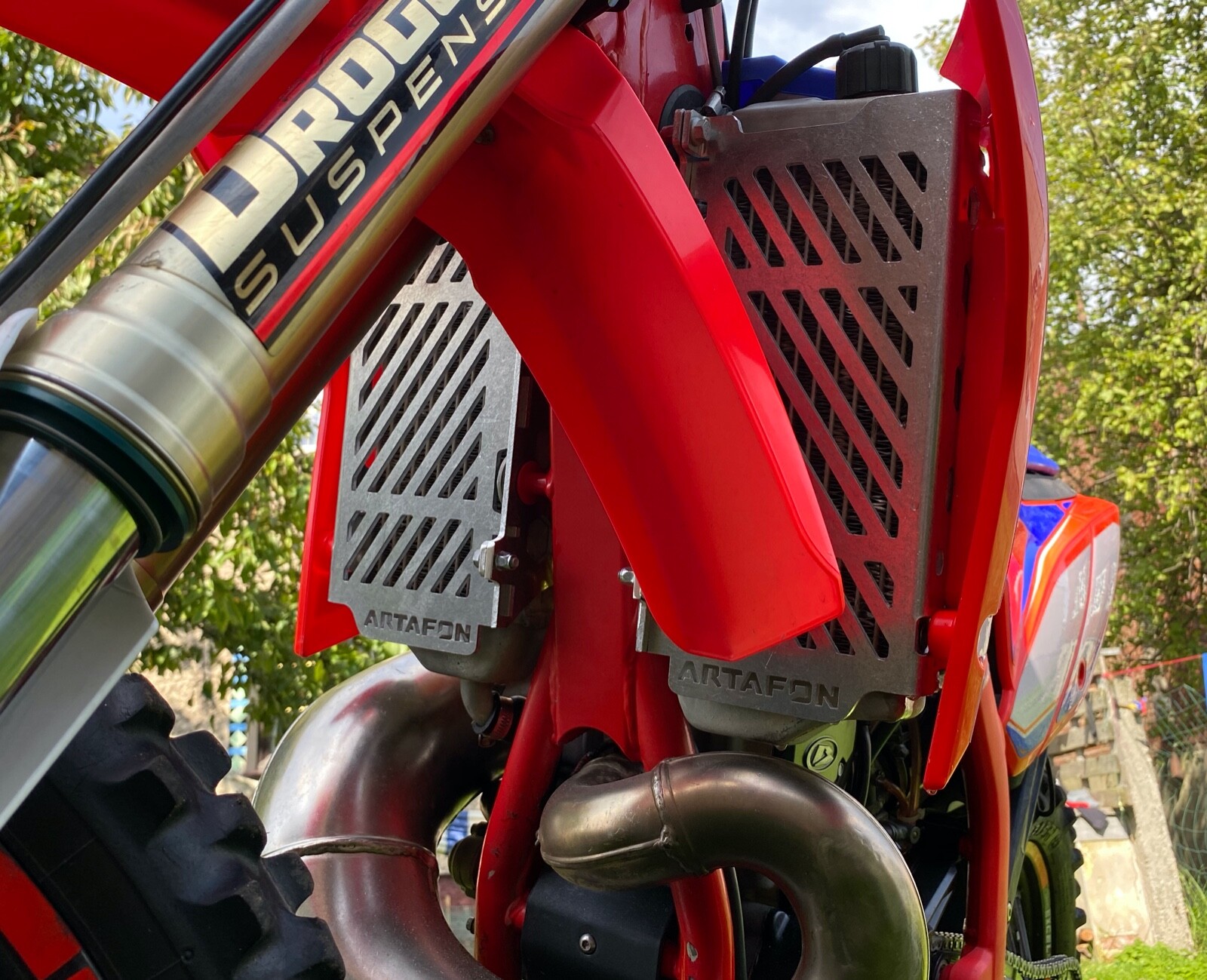 2023-2020 BETA RR radiator guards braces rad protectors 2T 4T coolers ...