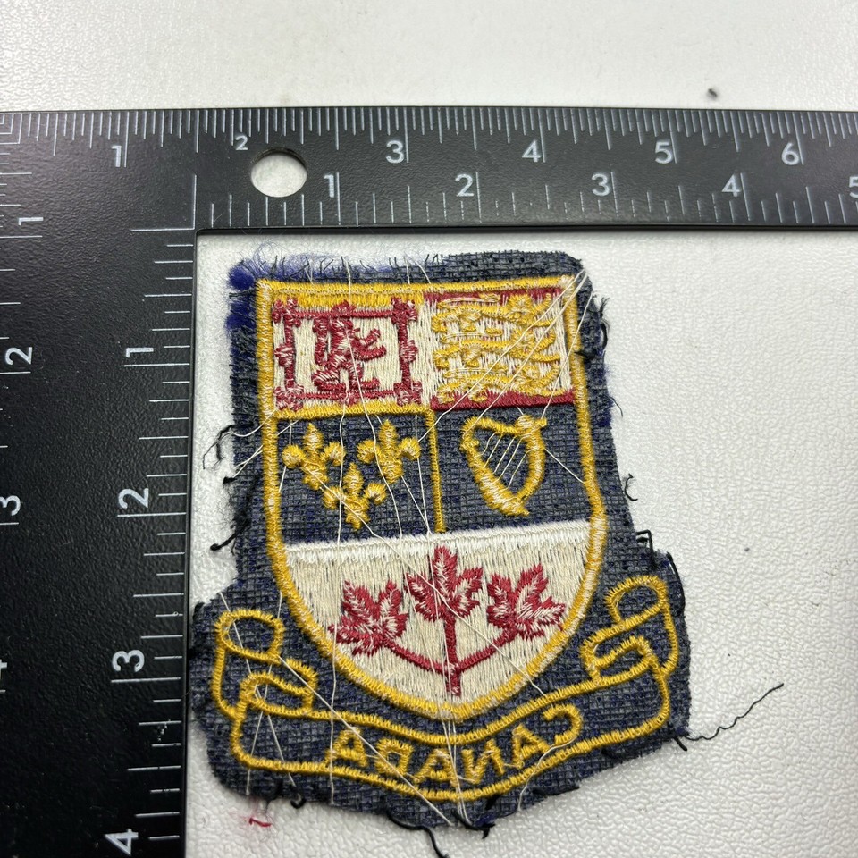 Vintage Used CANADA BADGE CREST Patch 361J | eBay