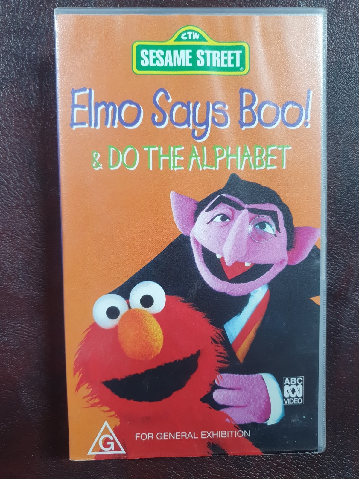 Sesame Street Elmo Says Boo & Do The | Grelly USA