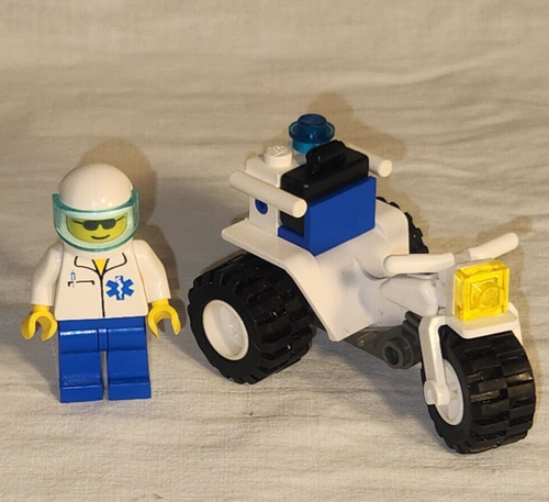 Lego Classic Town Hospital 1249 Tri-Motorbike COMPLETE no Manual | eBay