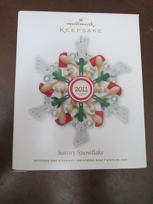 HALLMARK KEEPSAKE ORNAMENT Savory Snowflake - Kitchen Utensils - 2011 ...