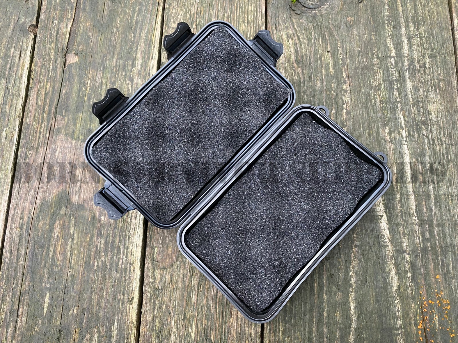 WATERPROOF SURVIVAL KIT BOX - Plastic Compact Storage Box Bushcraft ...