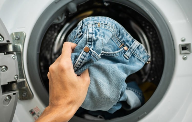 Jeans Einlaufen Lassen So Wäscht Du Deine Hose Kleiner