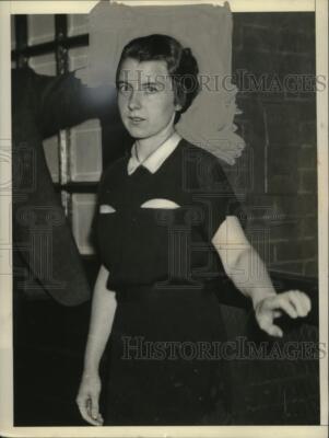 Press Photo Unidentified Woman - ney17121 | eBay