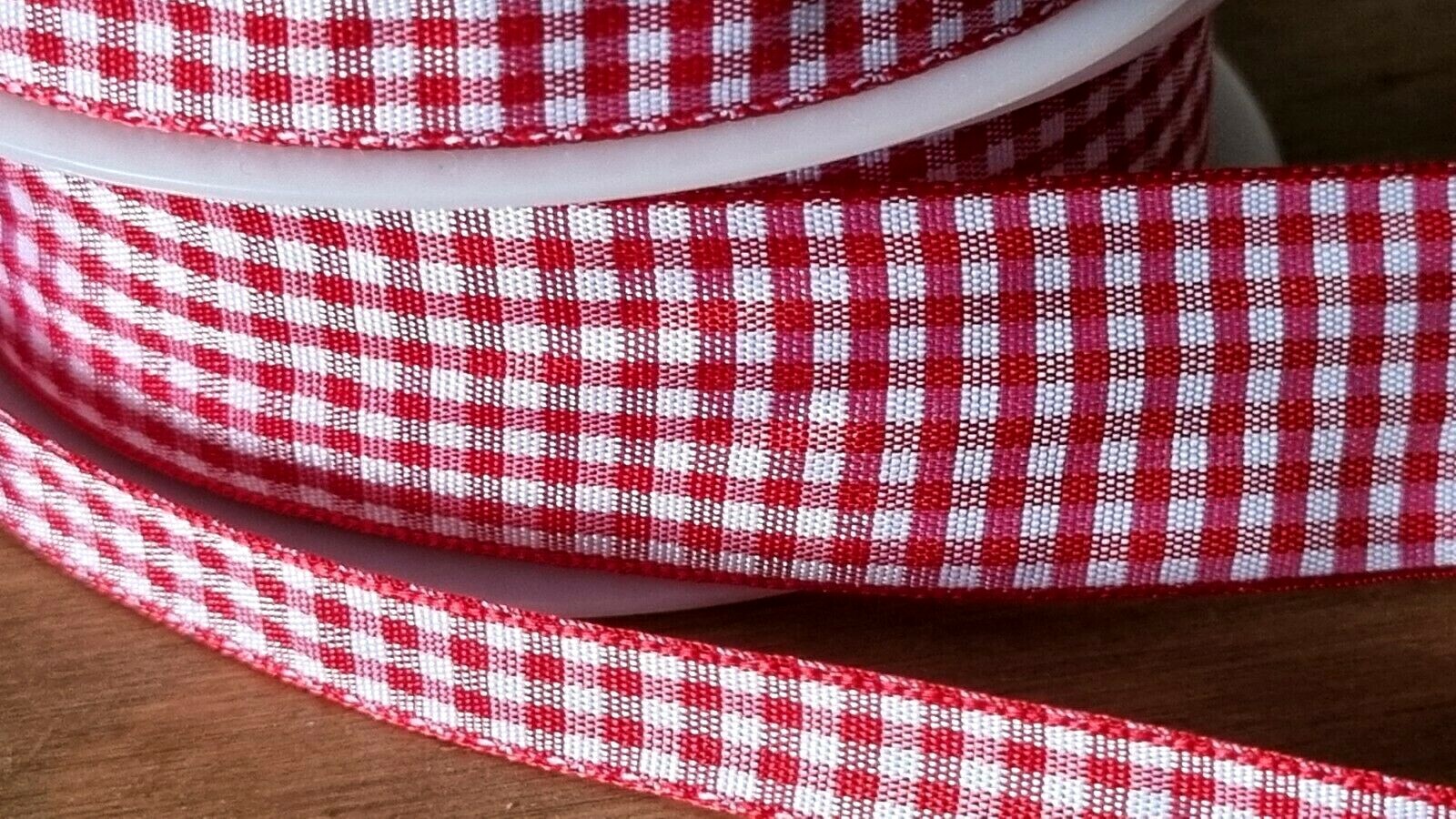 1 or 3 MTR WHITE AND RED GINGHAM RIBBON CHRISTMAS CRAFT 25MM / 1" OR ...