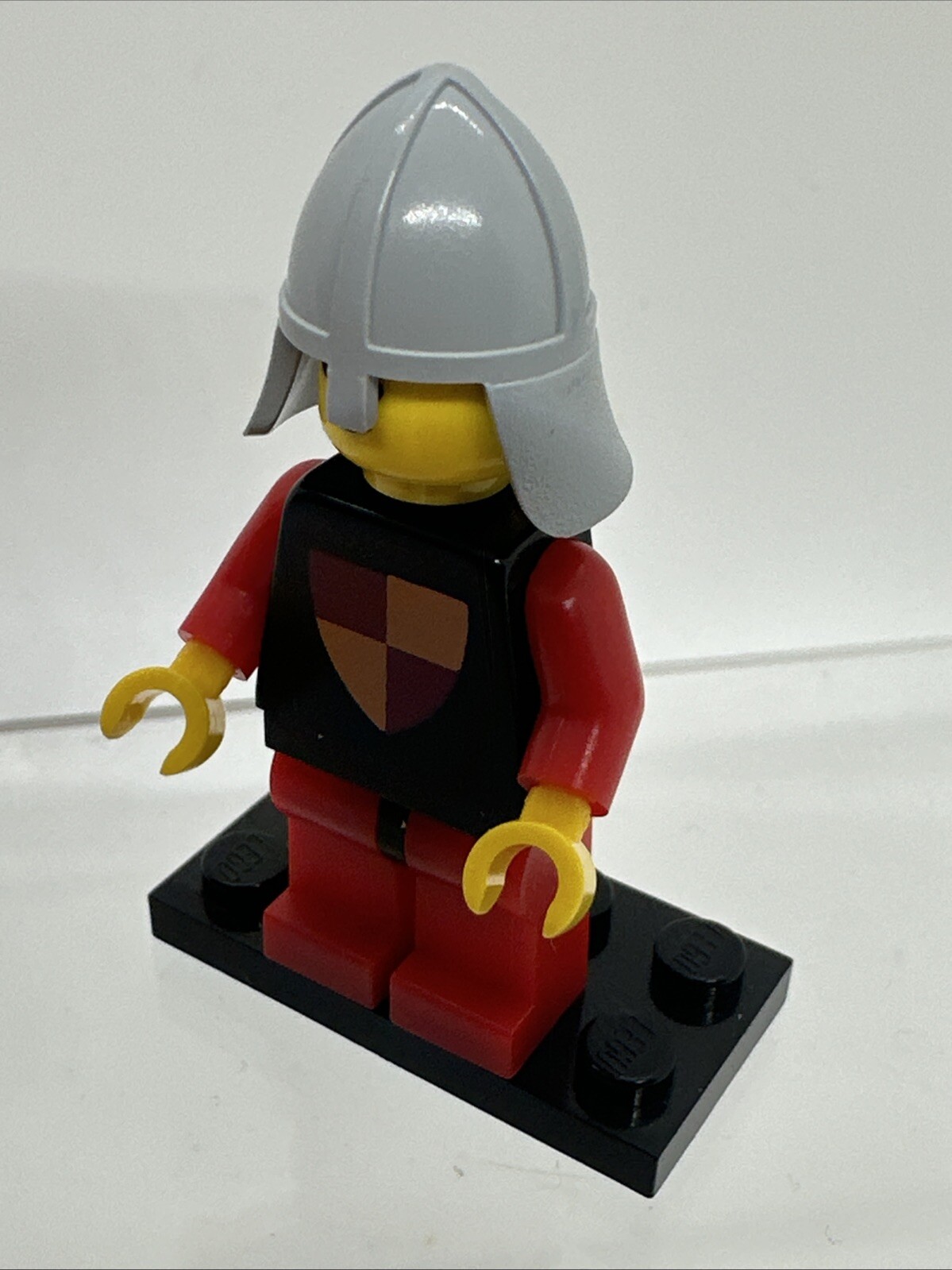 Lego Classic Knights Tournament Knight Minifigure cas229new Reissue | eBay