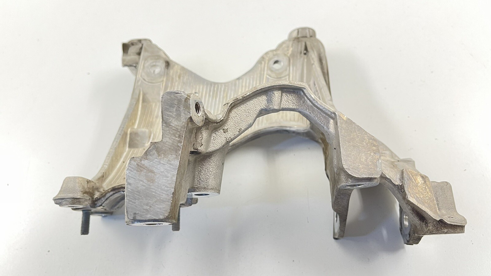 17-22 AUDI A4 S4 A5 S5 RIGHT ENGINE BRACKET SUPPORT MOUNT 8W0 399 296 E ...