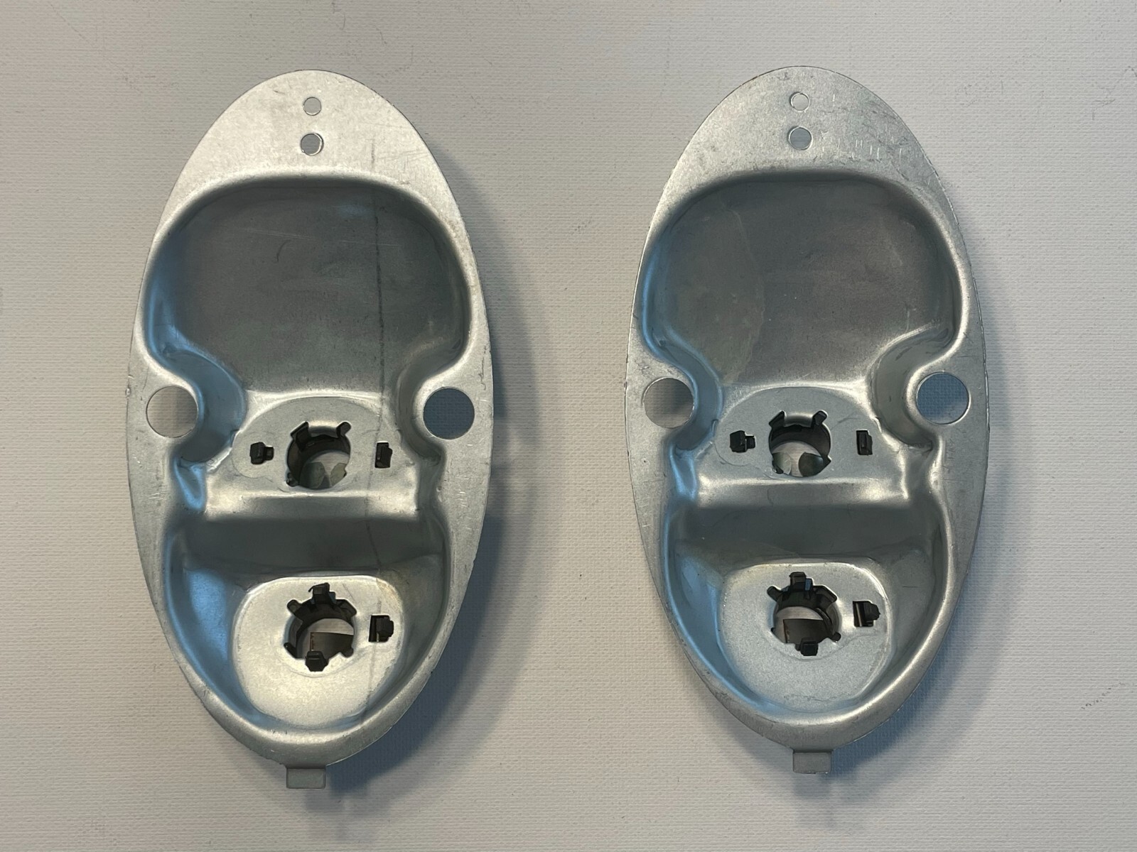 Pair Tail Light Bulb Holder WITH Sockets Left & Right VW Volks Bug ...