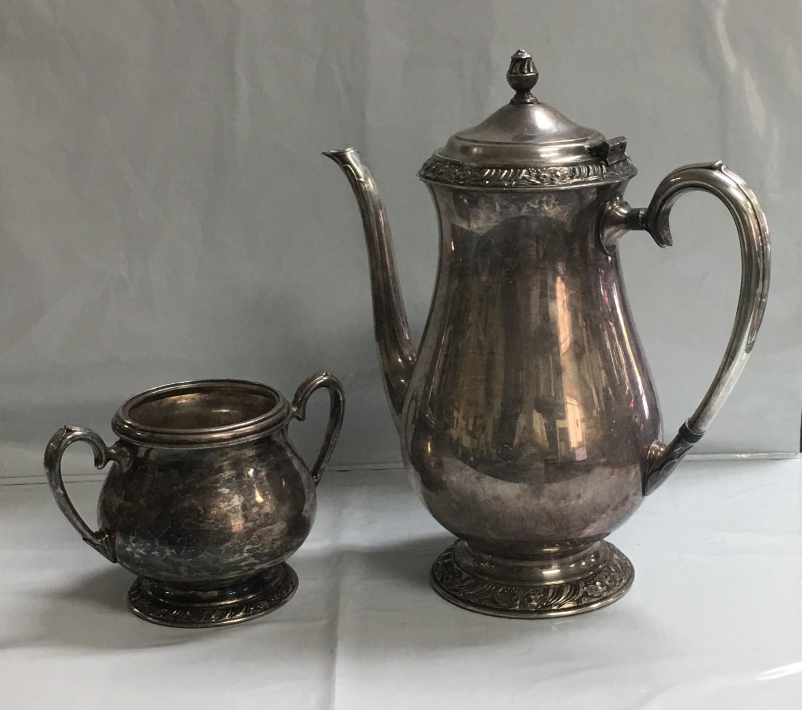 Henley Oneida Community LTD Silver Plated Coffee Pot and Opened Sugar ...