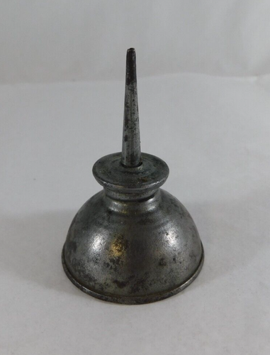 Vintage Small Metal Thumb Pump Oiler Oil Can Screw on Cap 2 3/4" | eBay